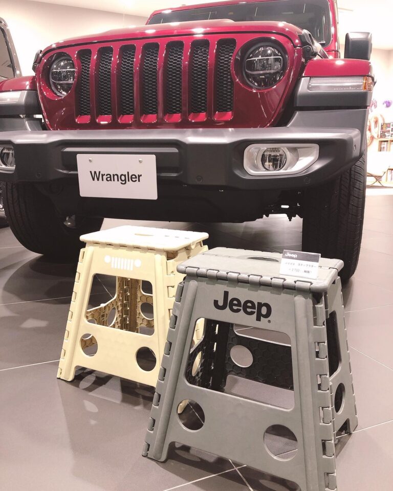 【新商品入荷情報】Jeep®STEP LADDER(ステップラダー） - 4WD SHOP タイガーオート